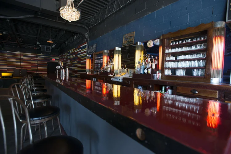 Program — Bar le Ritz PDB
