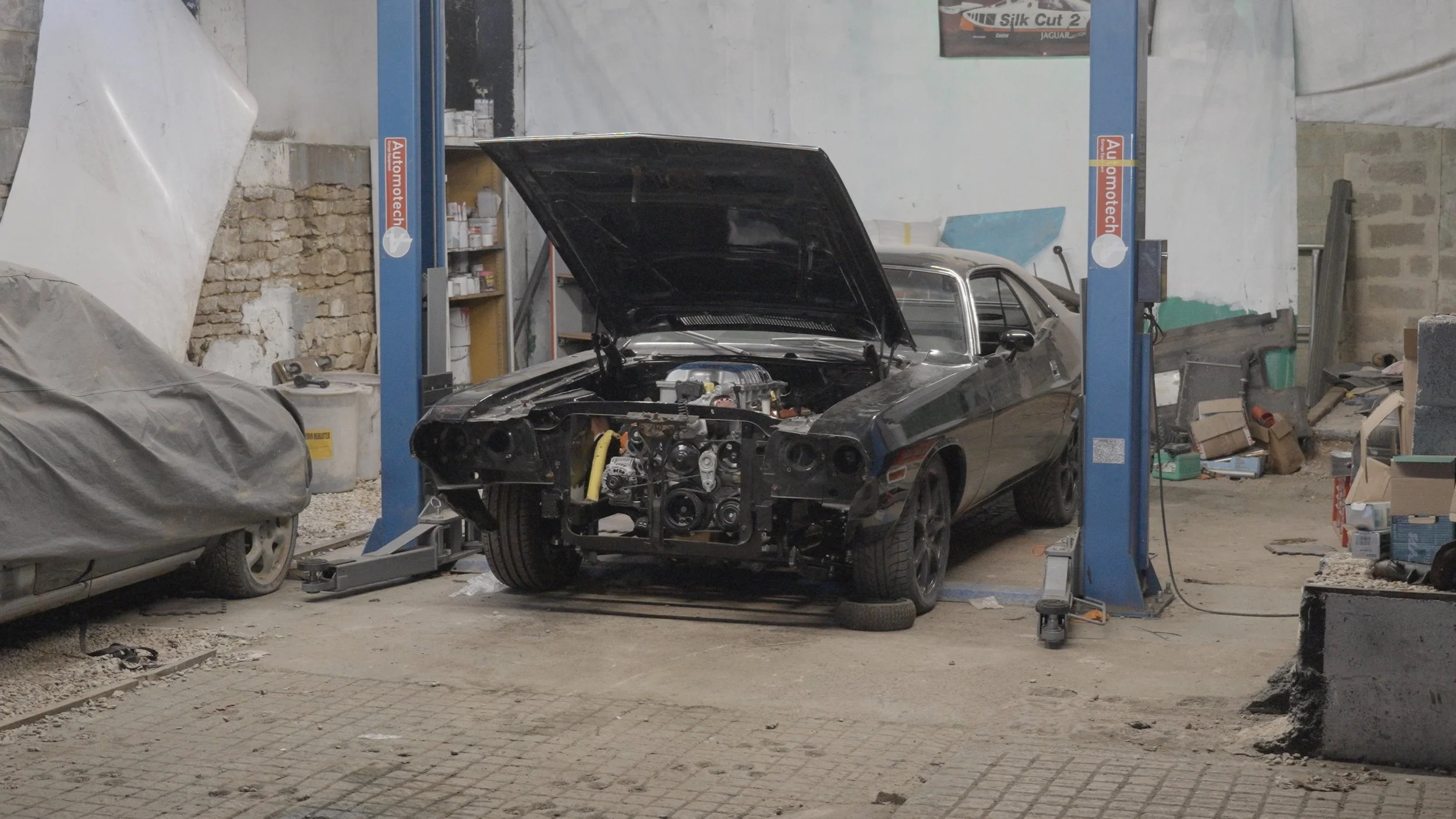 Dodge Challenger Schwartz Performance Hellcat V8 — Cotswold Classic Car ...