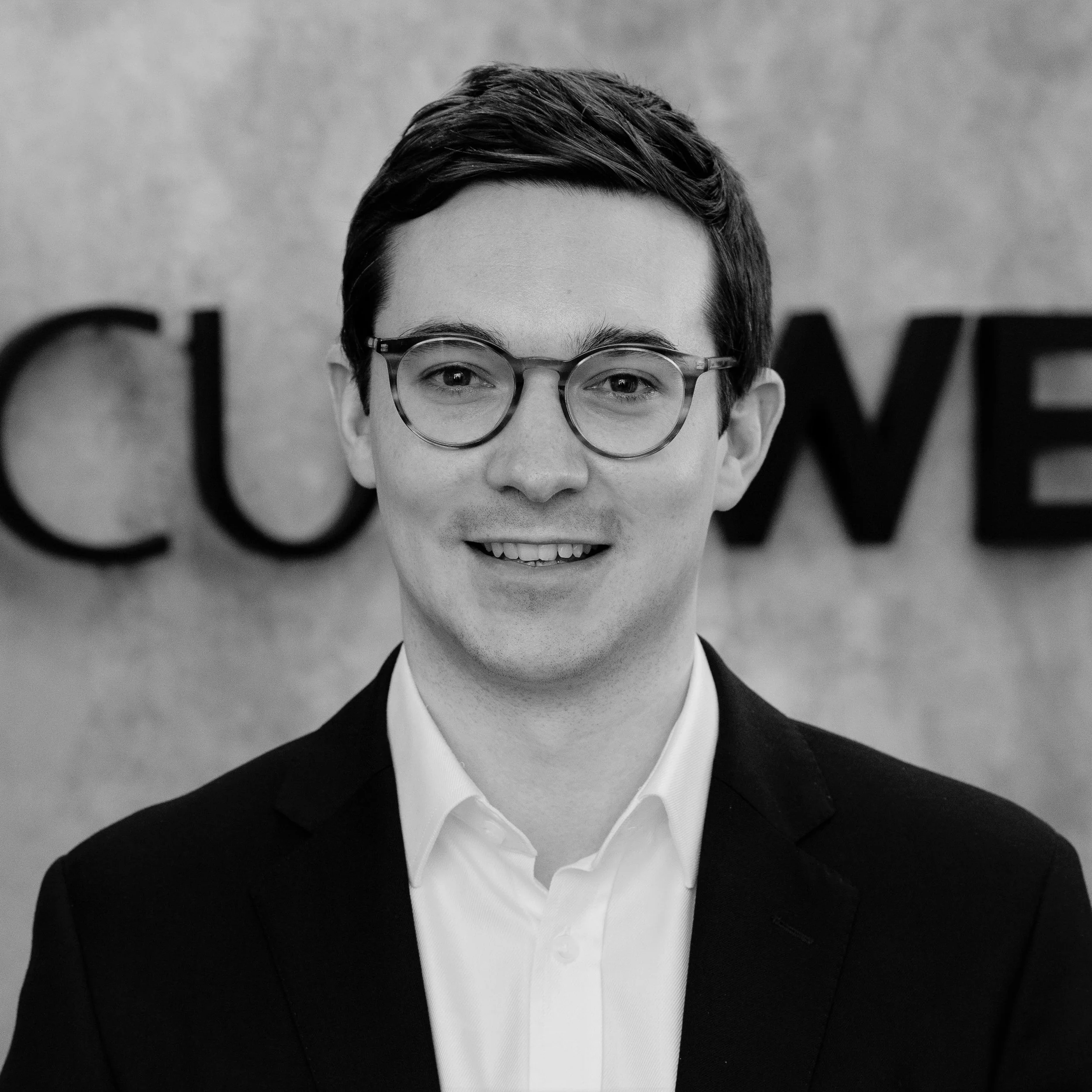 Contact 3 — Amicus Wealth