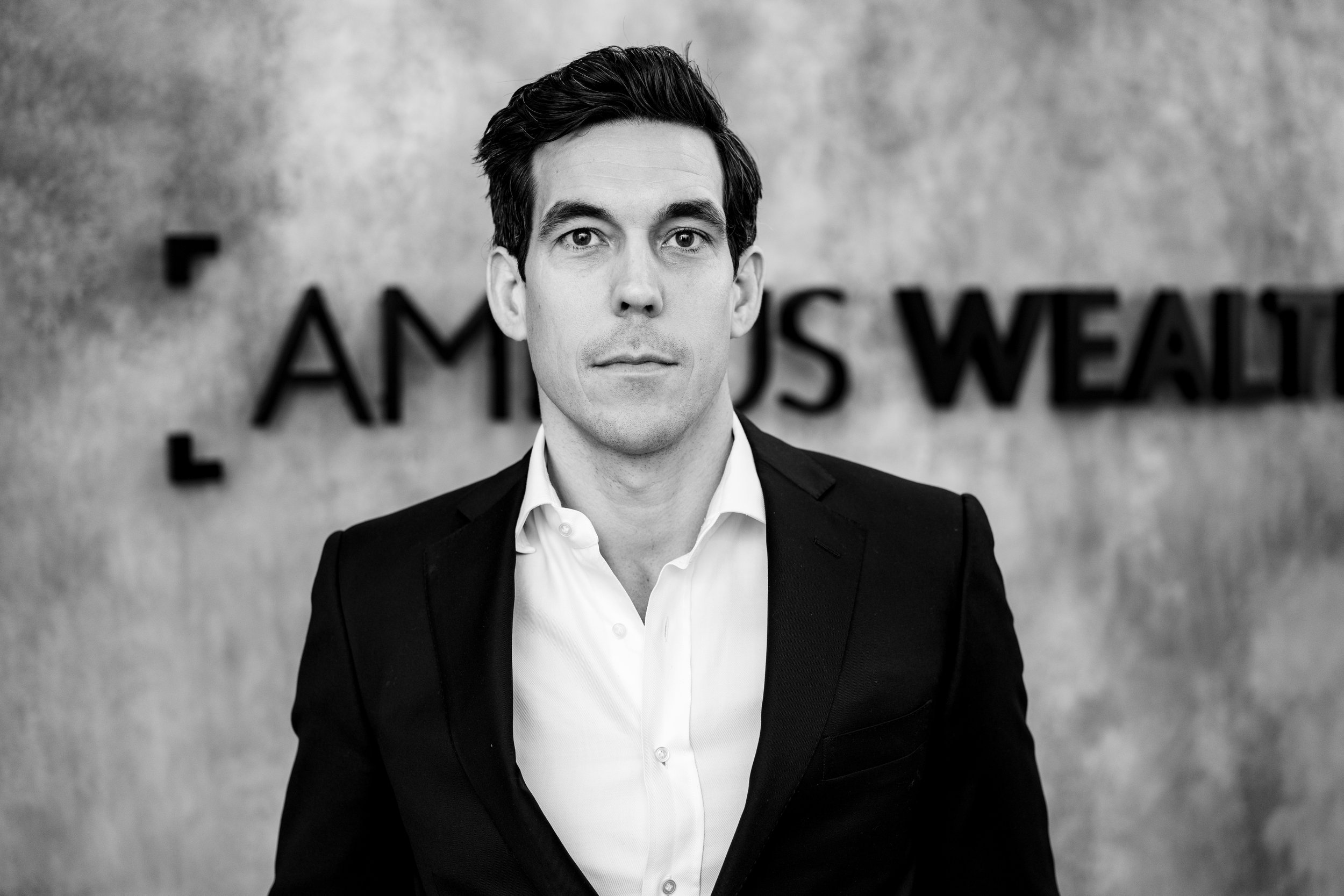 Contact 3 — Amicus Wealth