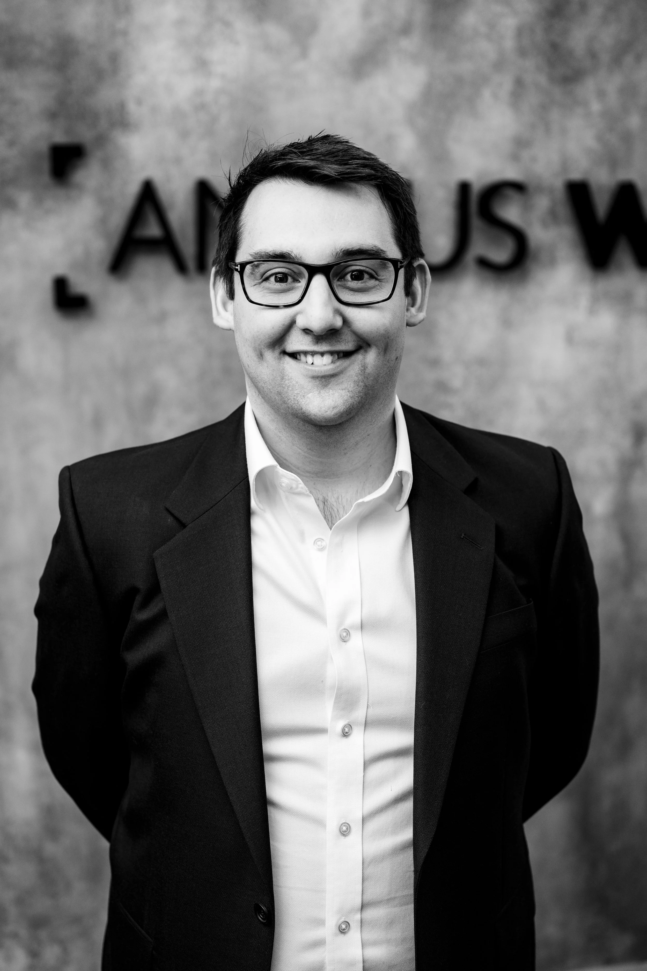 Contact 3 — Amicus Wealth