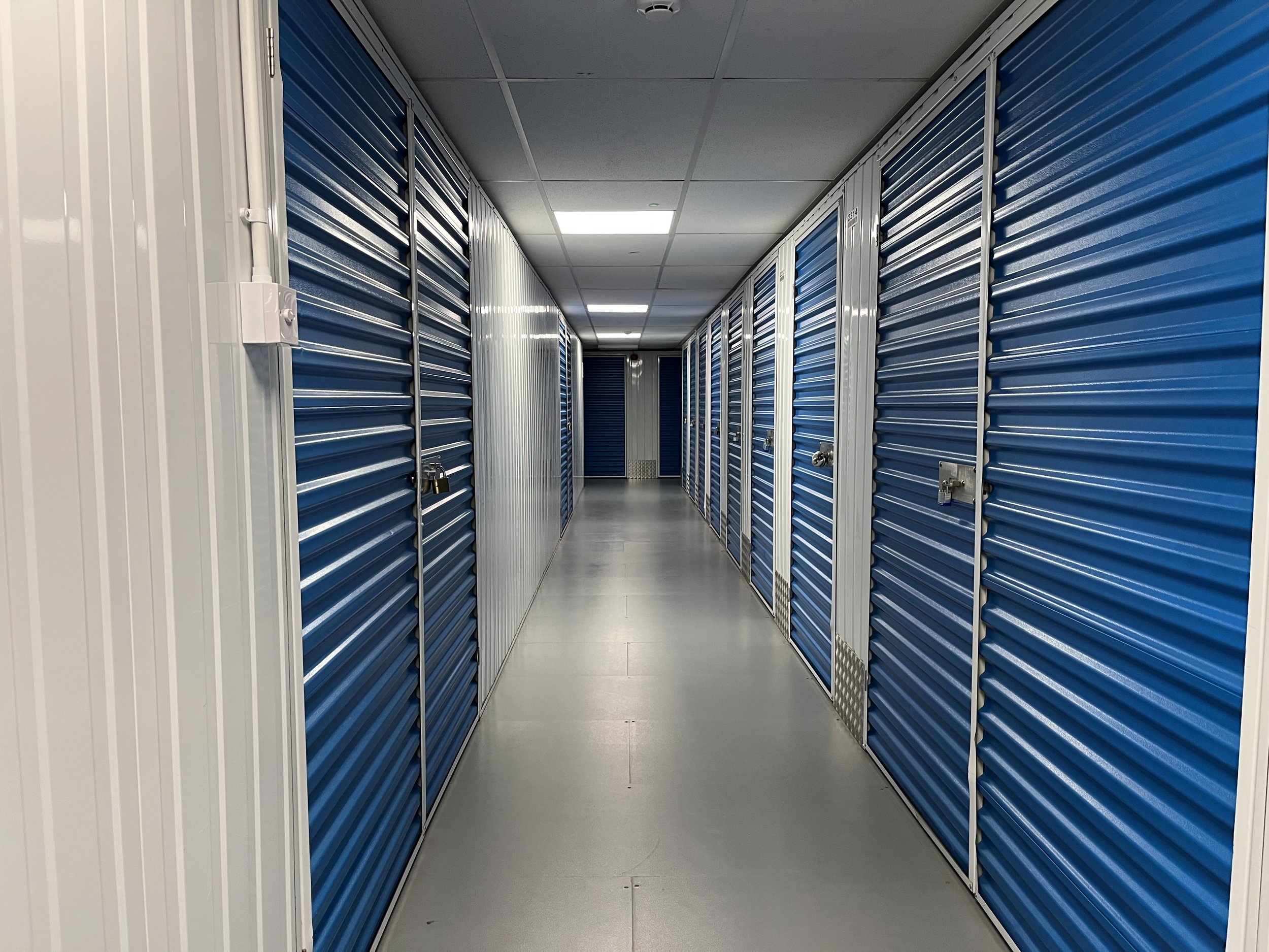 Self Storage Units in Stockton - Dickens Self Storage