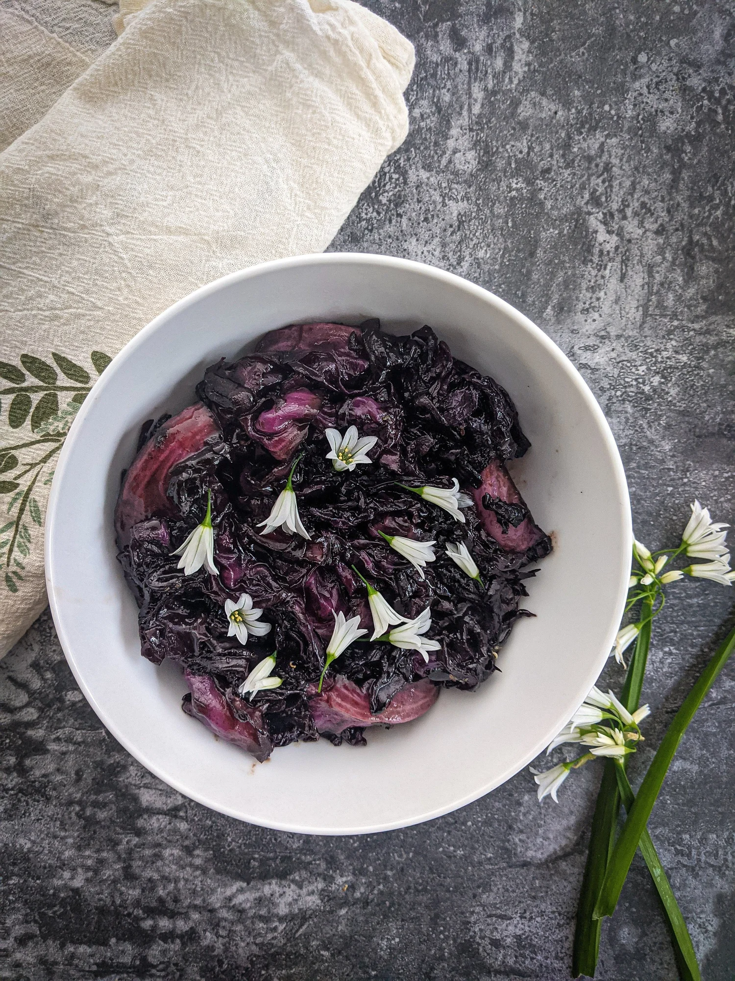 Beer & Molasses Braised Purple Cabbage with Onions — Hedonist in Moderation