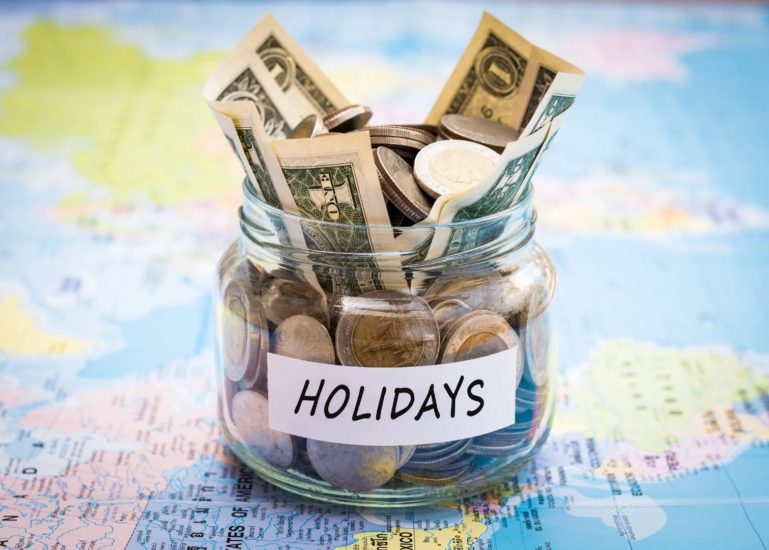 Smart Holiday Spending Tips: Budgeting Strategies and Money-Saving ...
