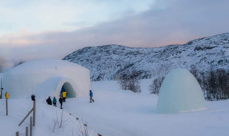 Igloos, Past and Present — Pleasant Acres Reindeer Ranch