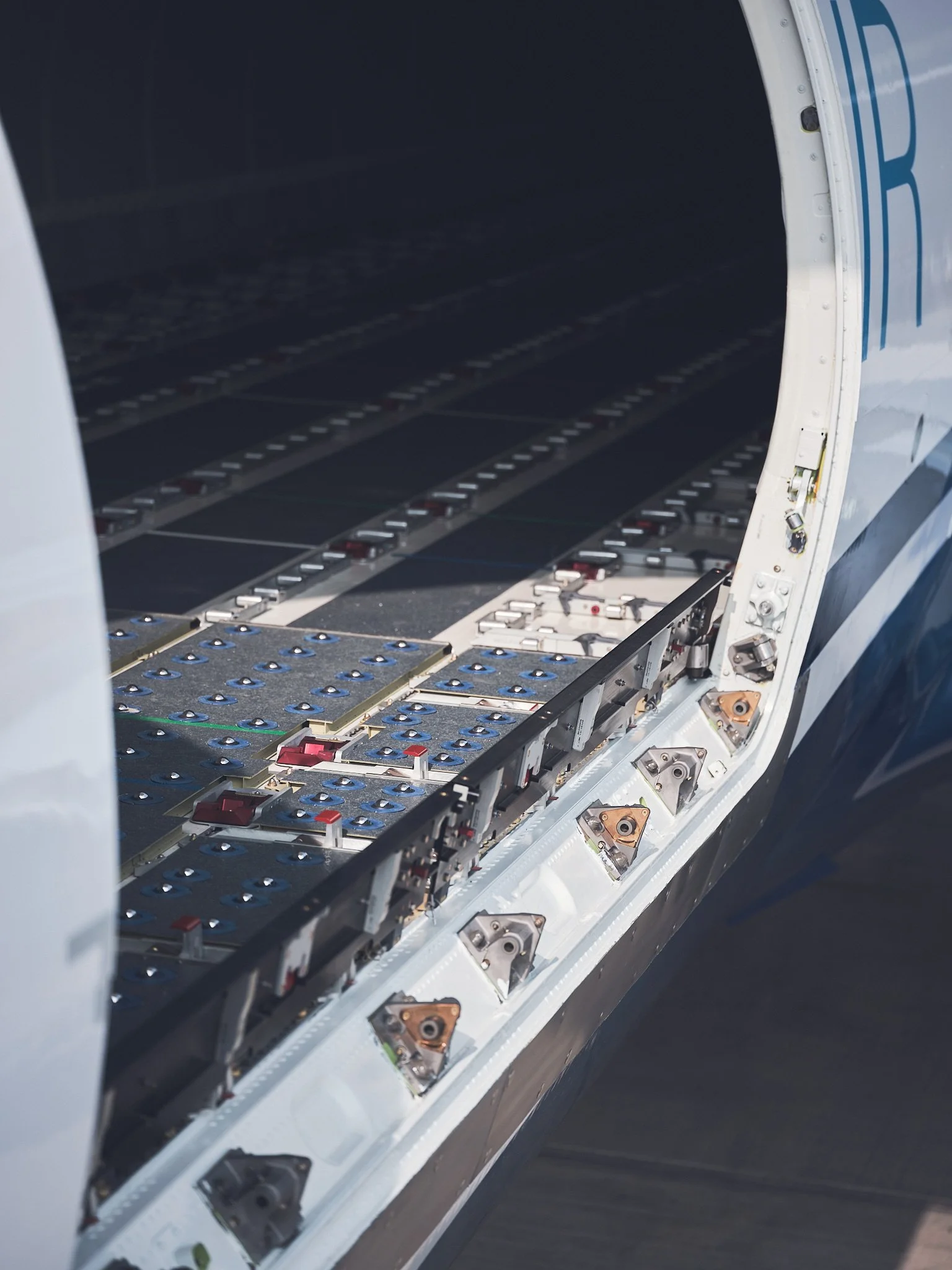 B737-800BCF — Texel Air Australasia