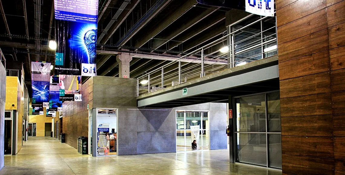 BIT Center — Guillot Arquitectos