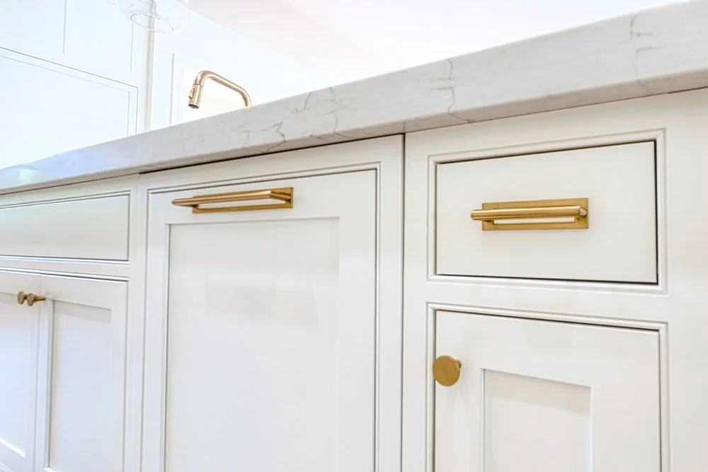 The Ultimate Guide: Choosing Hardware for Your Kitchen Cabinetry — The ...