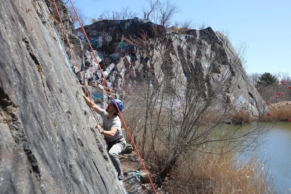 Learn Outdoor Rock Climbing - Greater Boston Climbing School