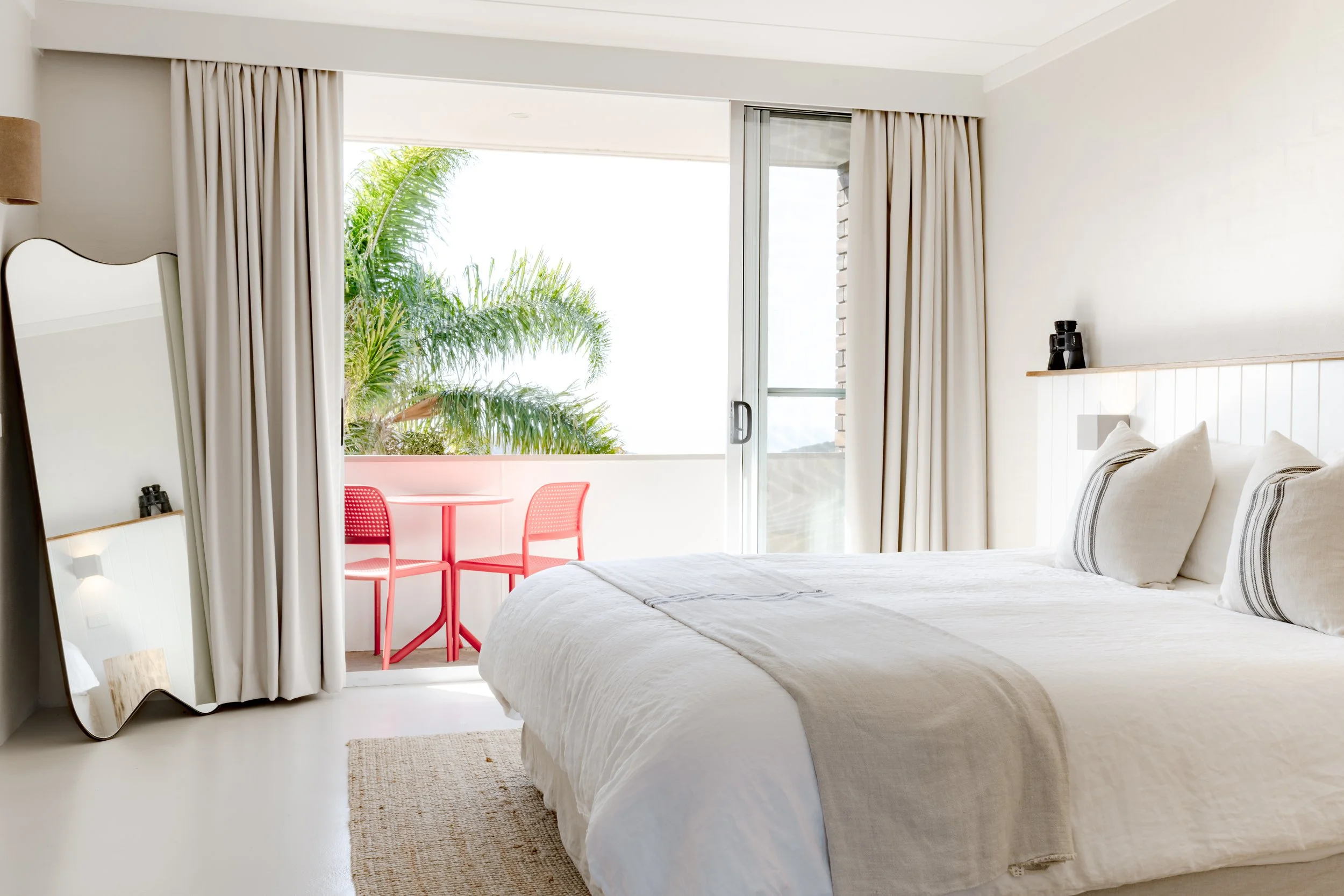Luxury and Deluxe Rooms with Sea View at Hillcrest Merimbula