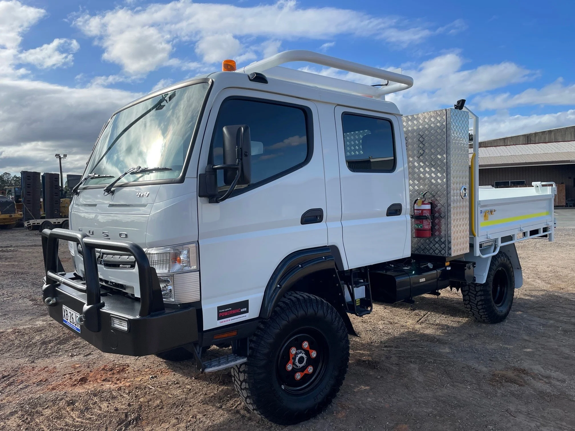 4x4 Crew Cab Tippers for Hire — Powermac Hire