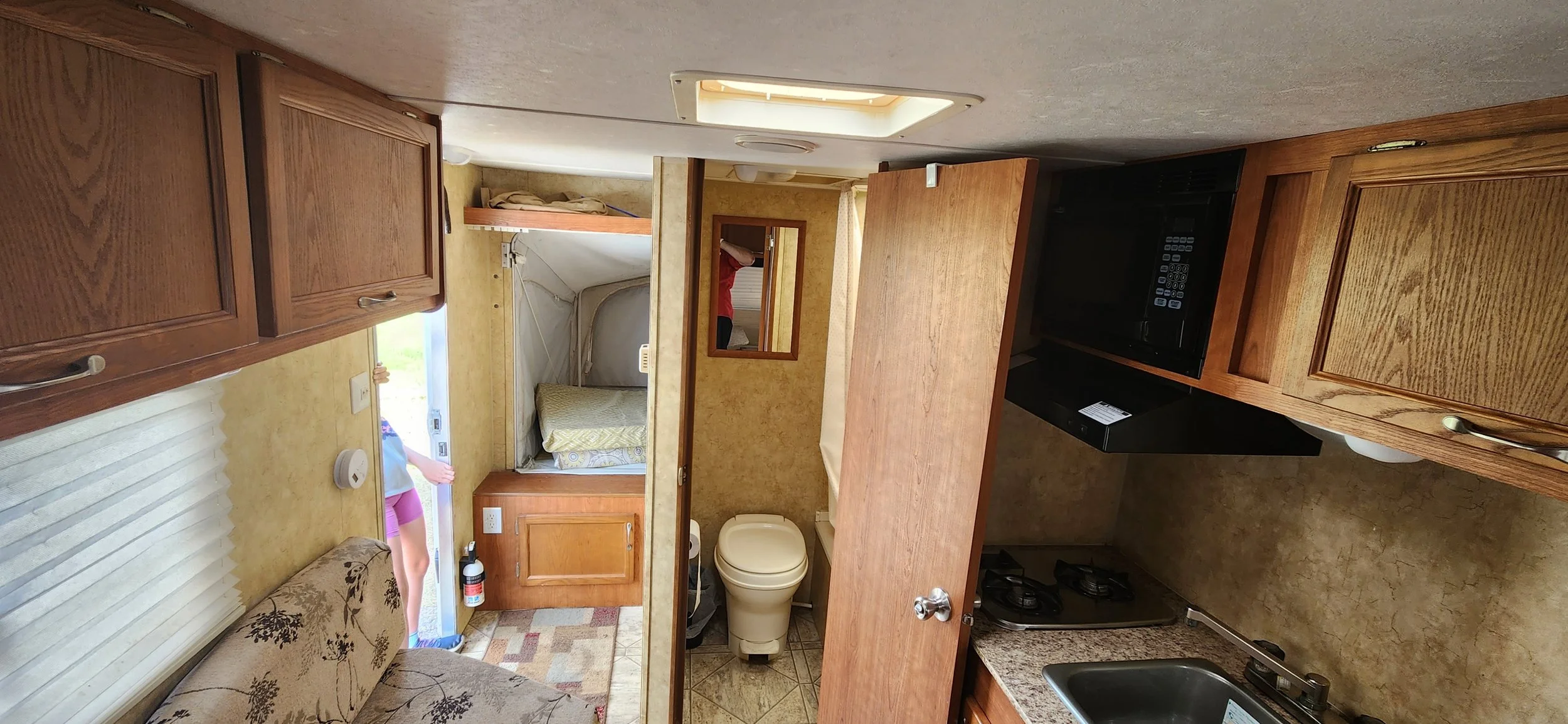 14 ft AR-One Small Camper for Rent — EZCamperRental