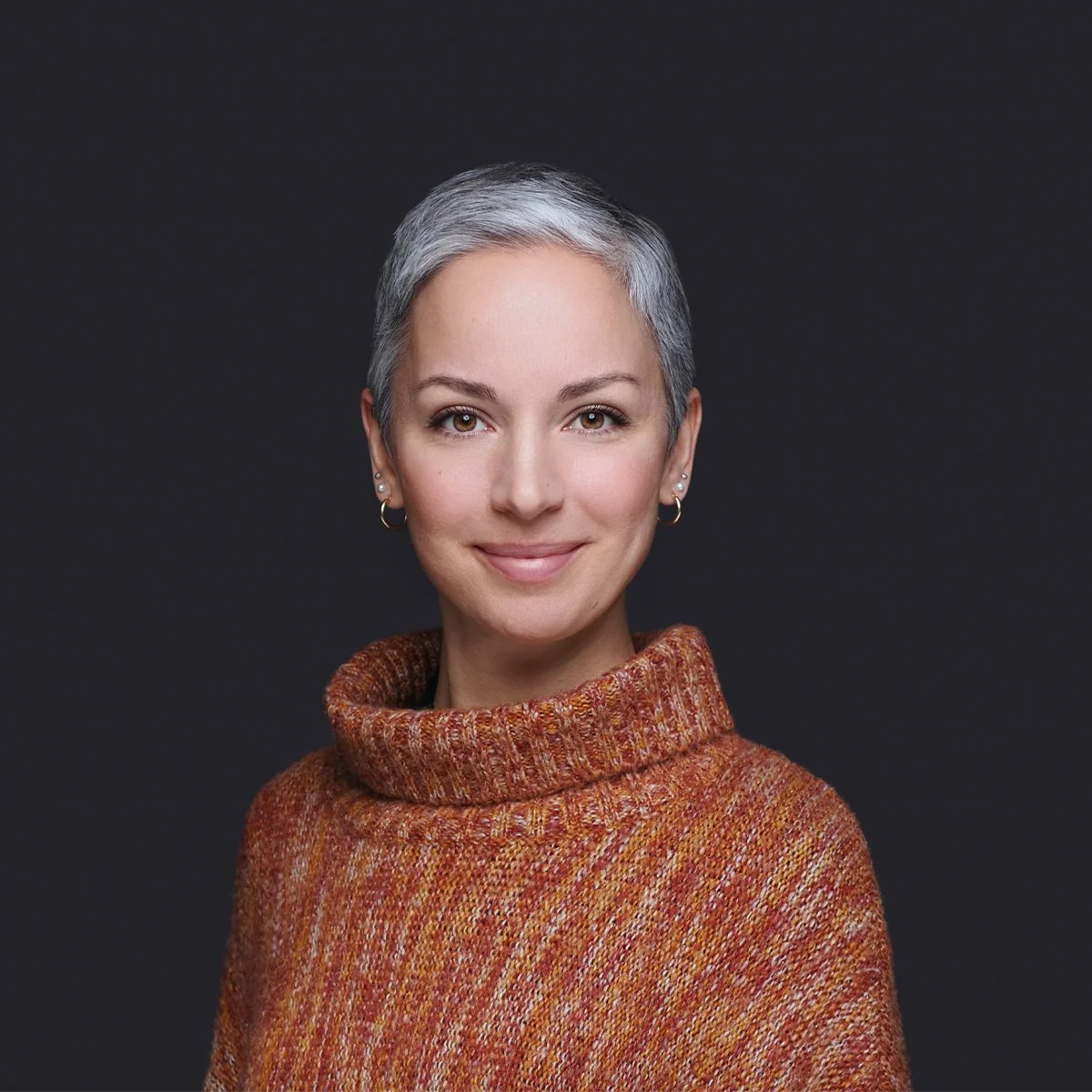Headshot Photographer Alberta | Jennifer George Photography