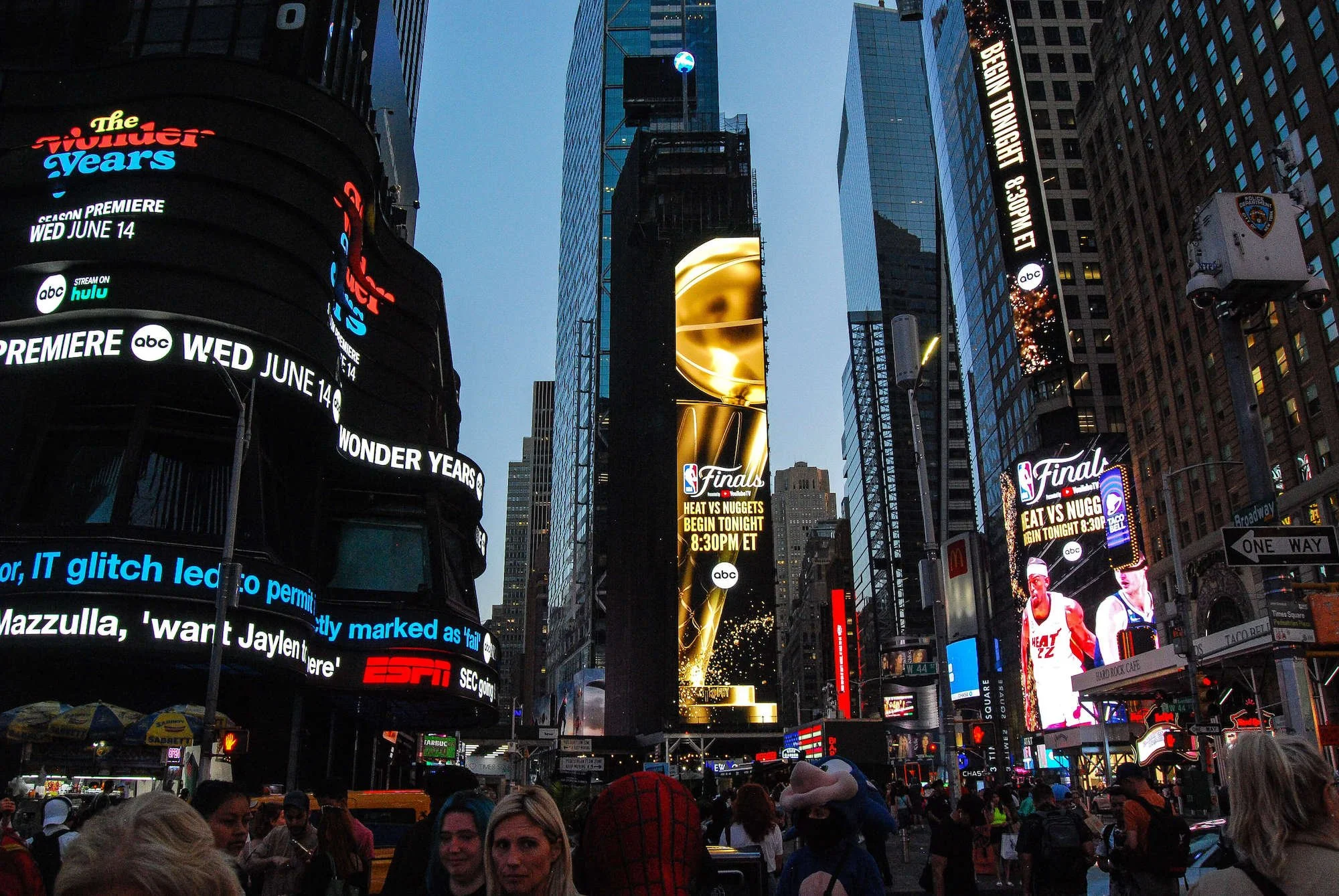 About Us — DIVE Billboards
