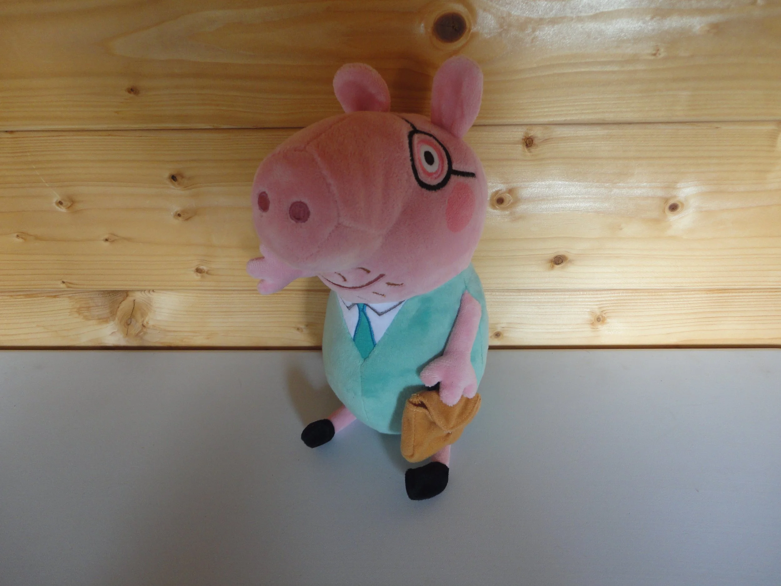 Peppa Pig - Daddy Pig Plush Soft Toy — Toyboxuk - Pre-loved toys