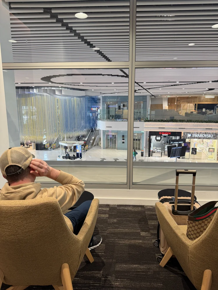 Strata Lounge Auckland Airport Review | Priority Pass Lounge AKL ...