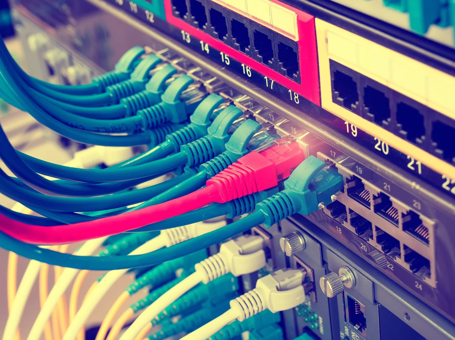 Ethernet vs Fiber — CCI | Computer Support