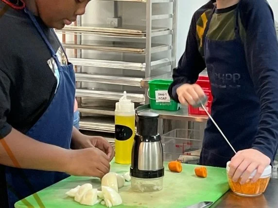 Community Kitchen — Mid Coast Hunger Prevention Program