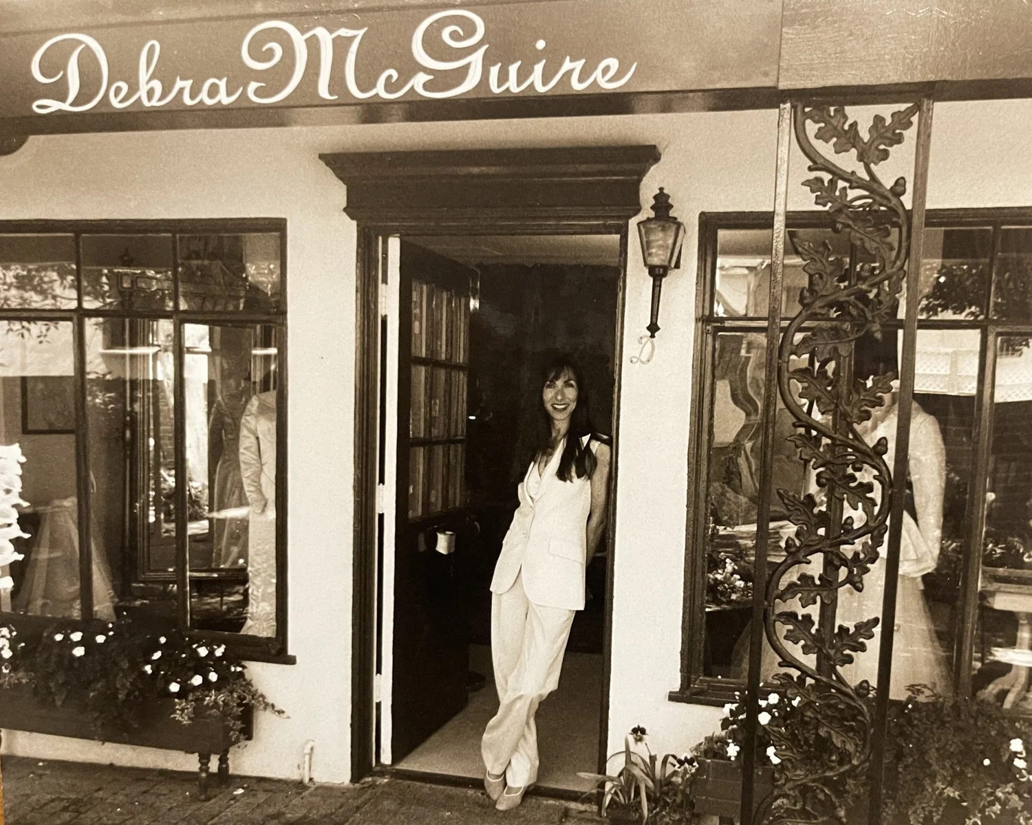 Bio — Debra McGuire