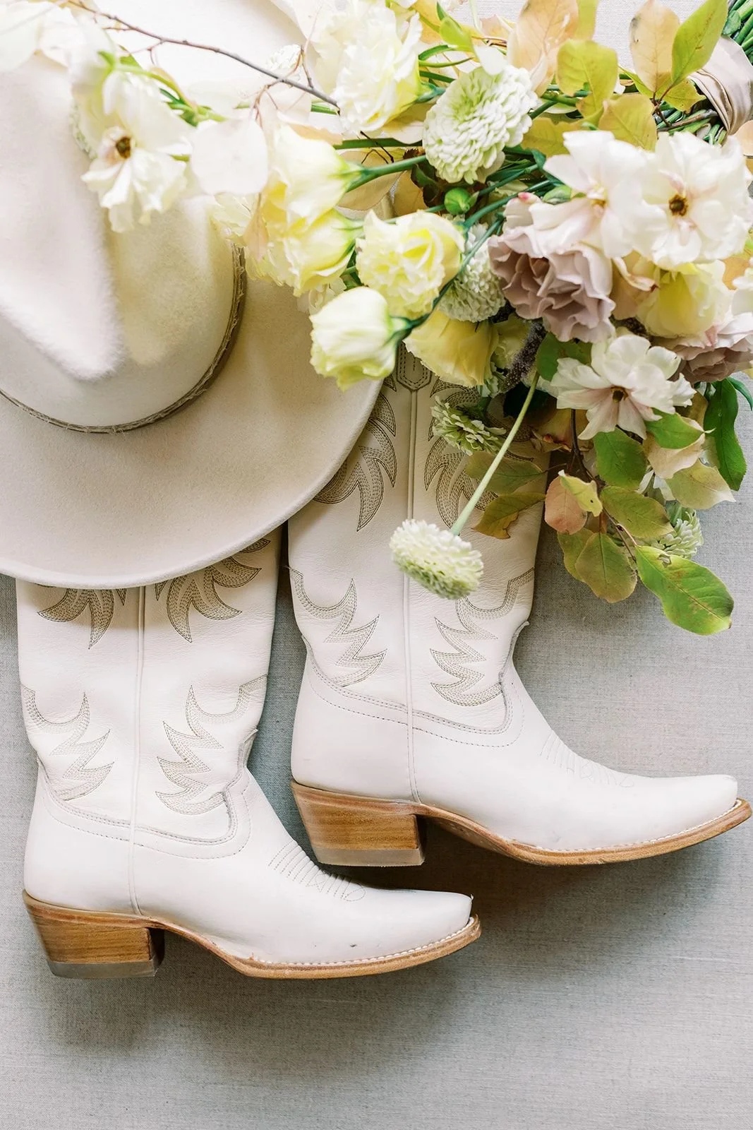 Karli & Travis’s Summer Wedding — La Joya Dulce: Colorado Ranch Wedding ...