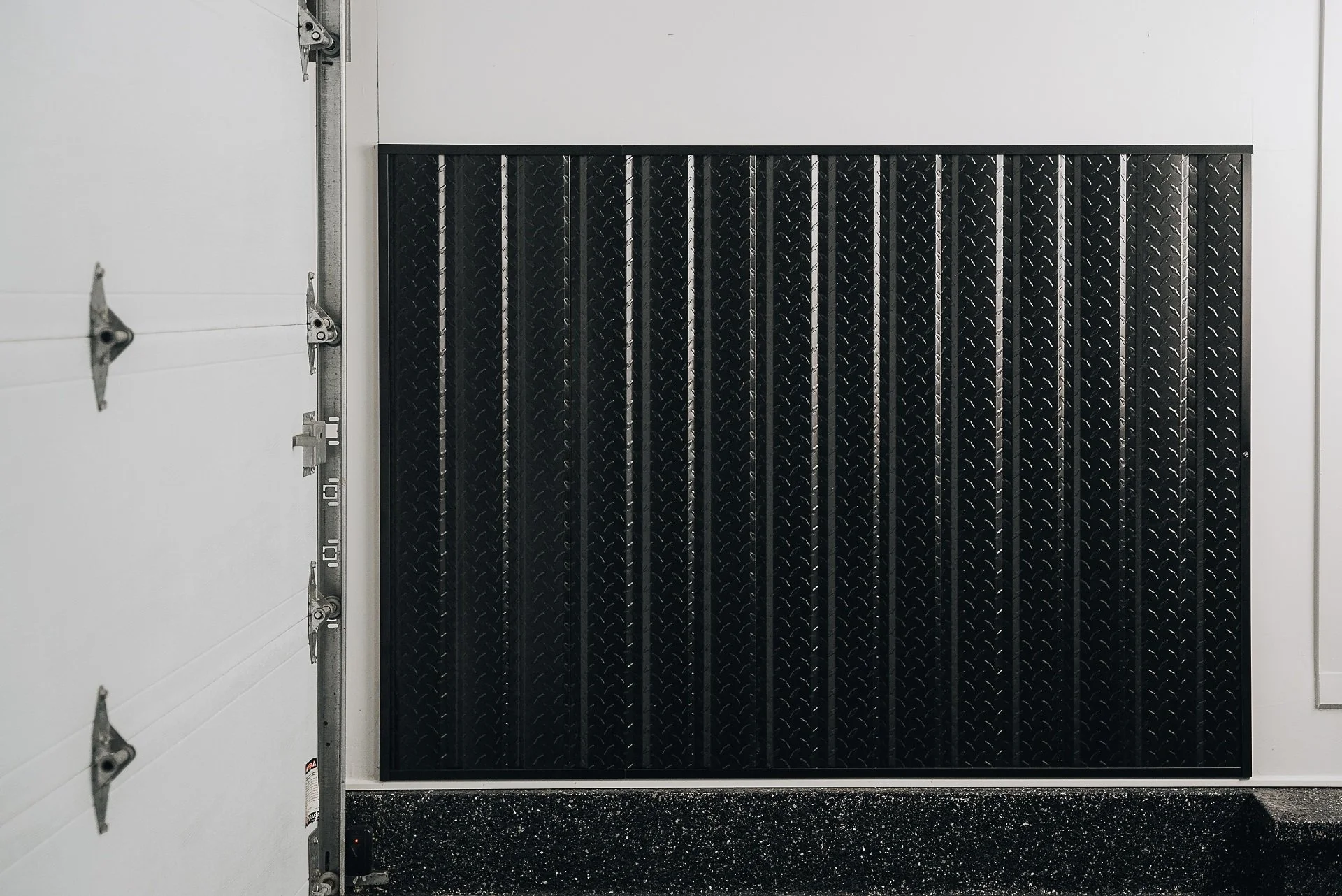 GARAGE-X Panneaux muraux en aluminium