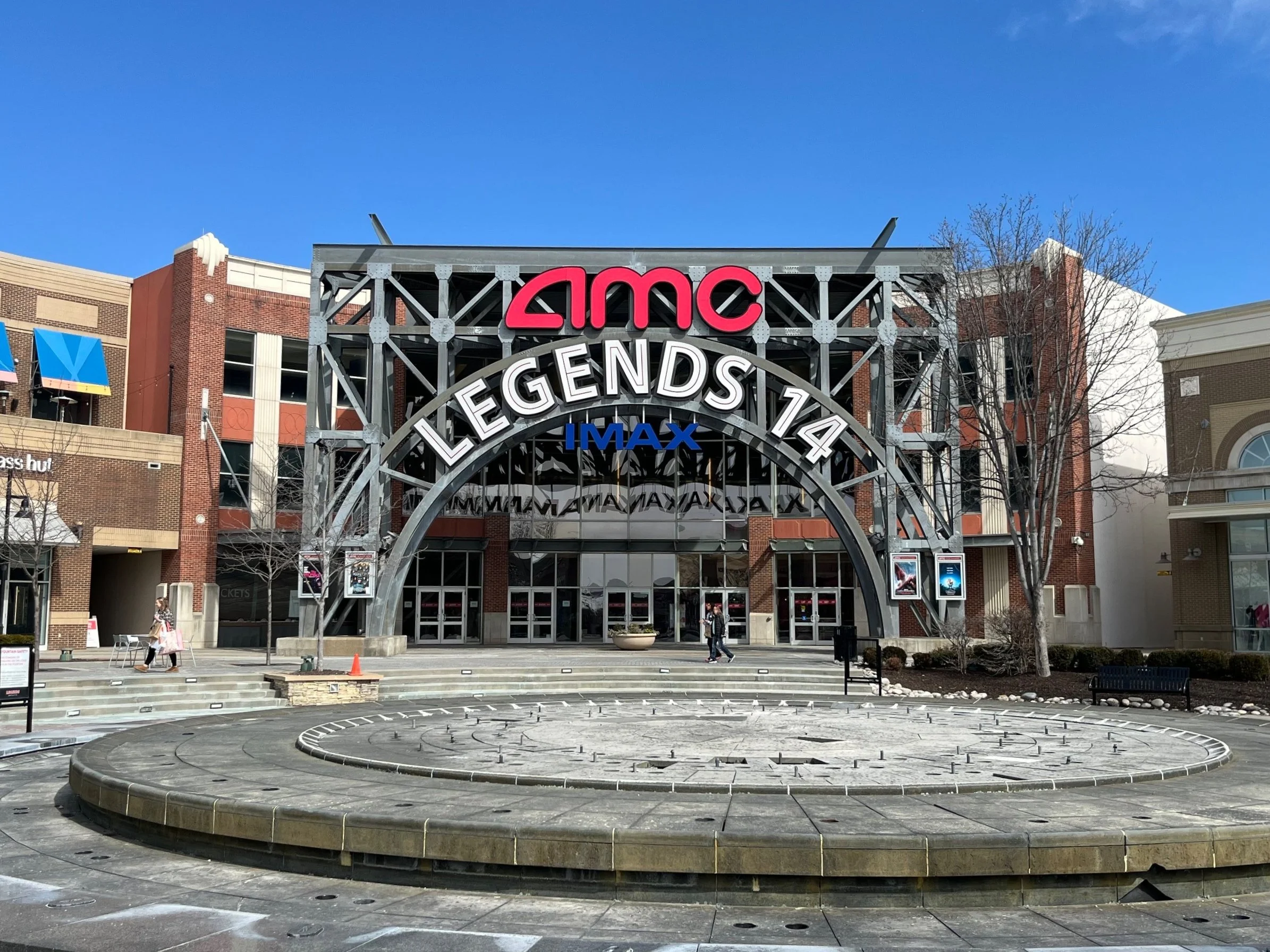 Review of AMC Legends 14 Theater — Maxwell's Movie Corner