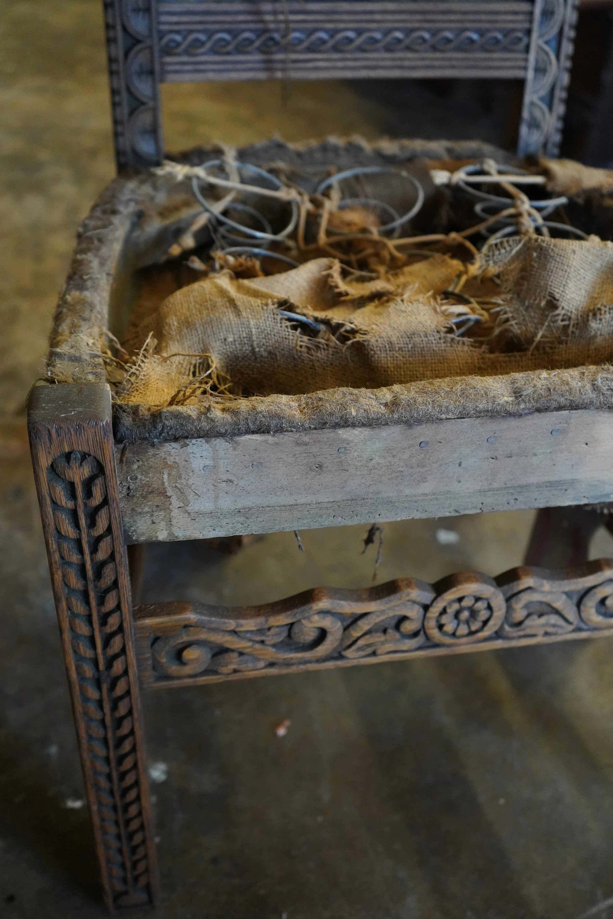 MEMORIES ANTIQUE RESTORATION