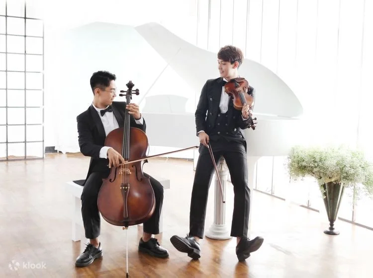 Top 6 Photoshoot Experiences in Seoul: Studio, Self, & Outdoor