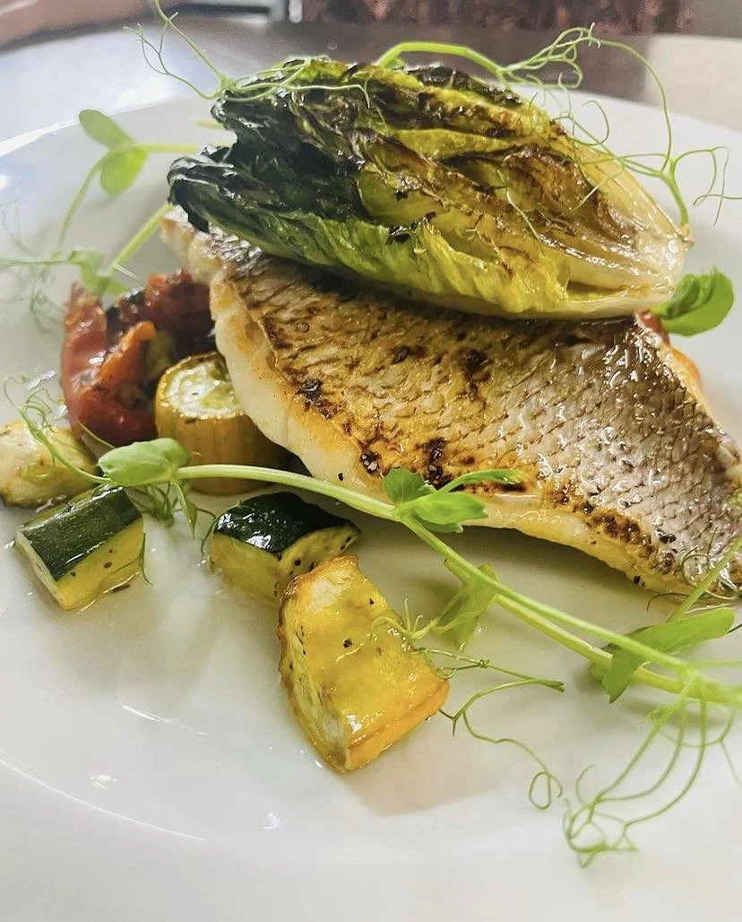 Restaurant — The Half Moon Inn