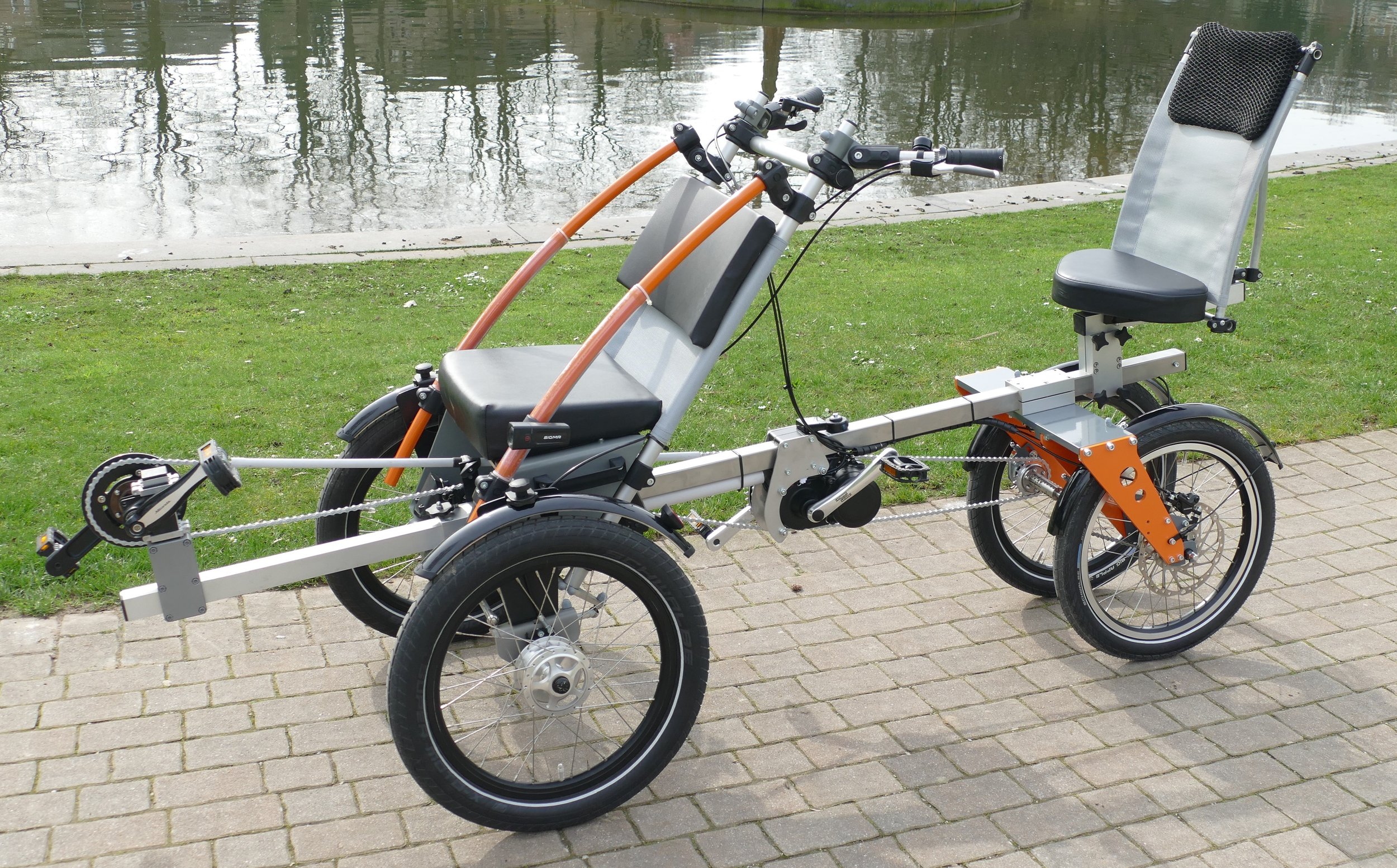 AZUB BIKE — Internationale Spezialradmesse SPEZI