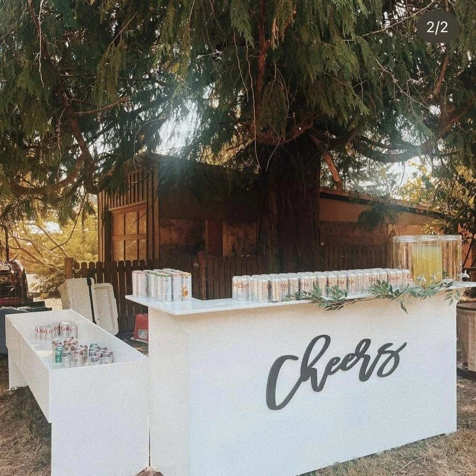 Rent-a-bar — Vintage Sips Mobile Bar