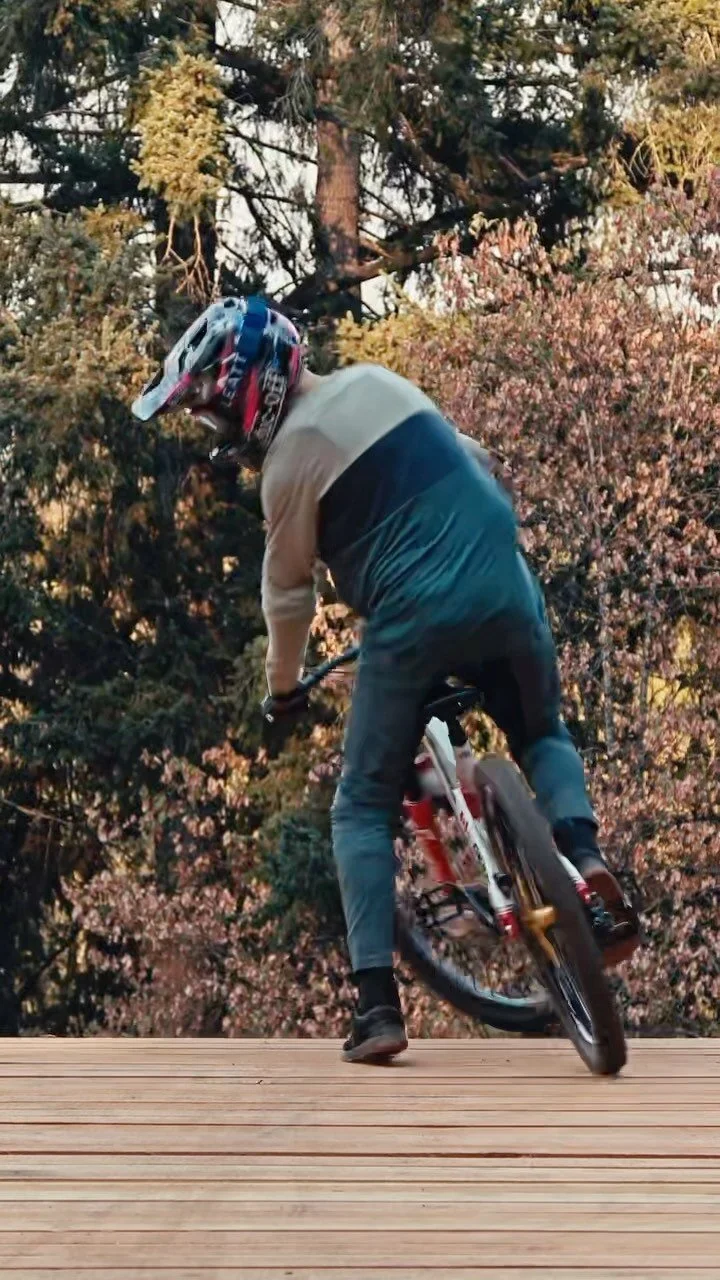 Socials — Reece Wallace