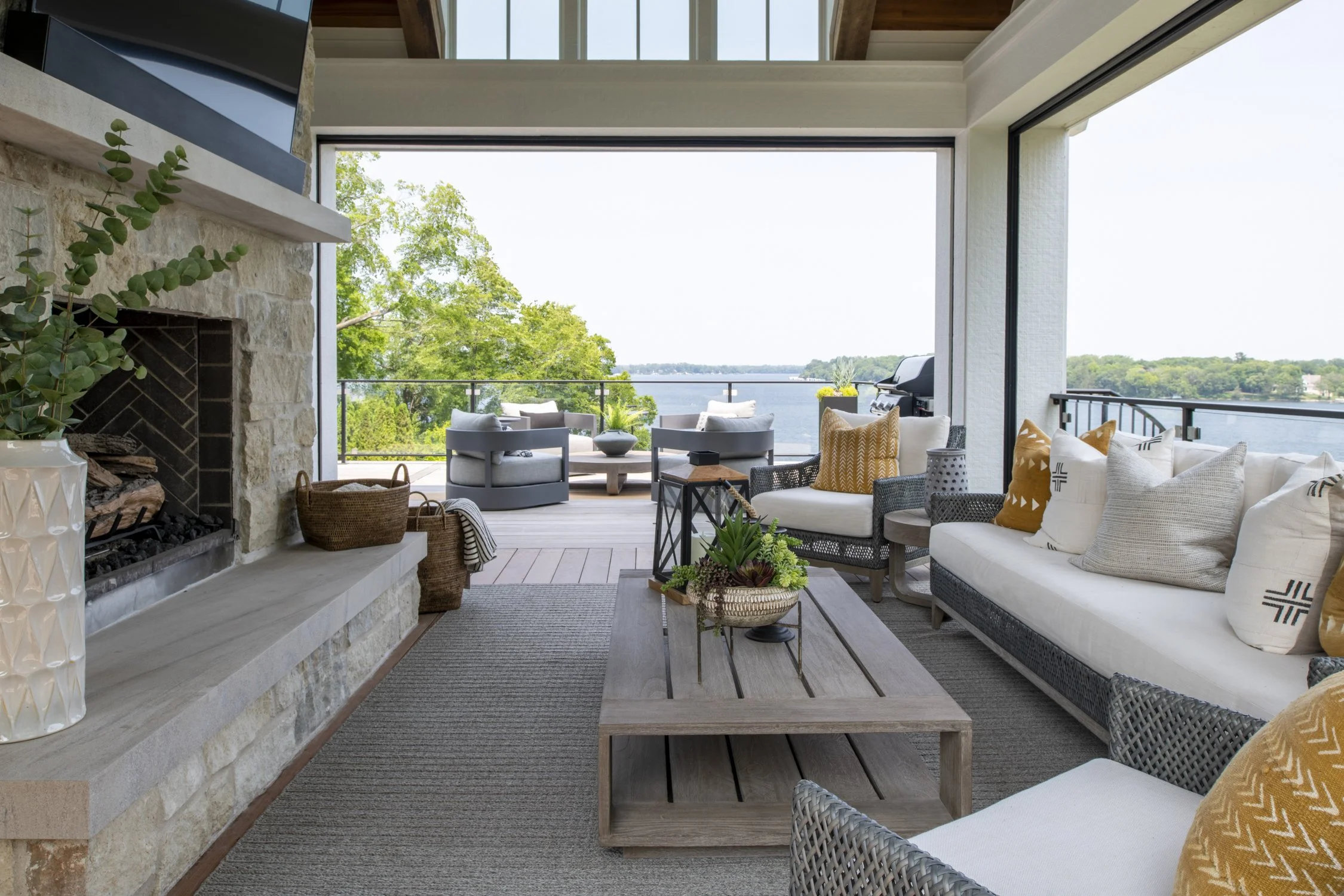 Hawks Pointe — Studio M Interiors