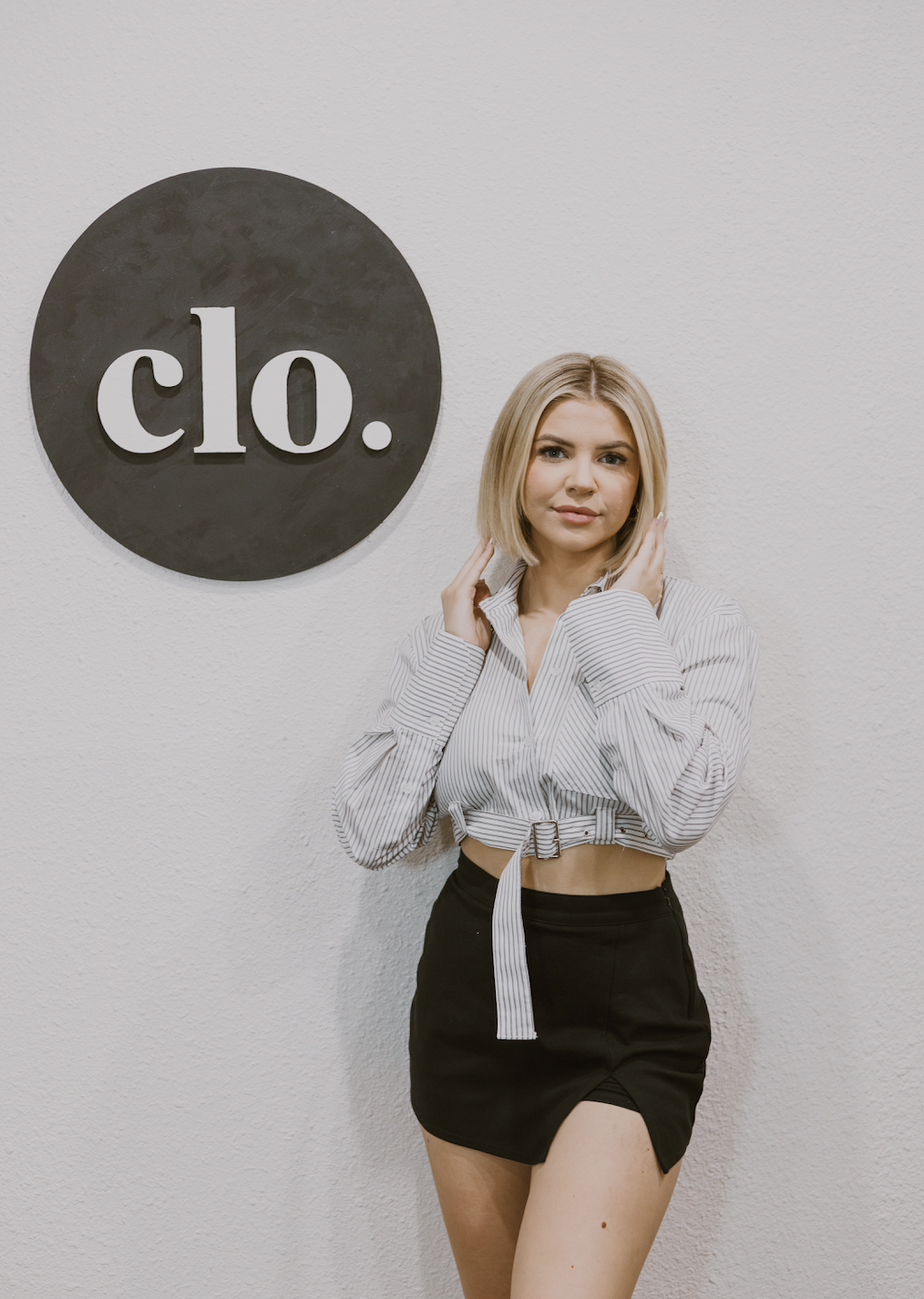 Contact 1 — Clo