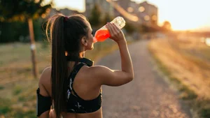 Powerade vs Gatorade vs Vitamin Water: Which is Better?