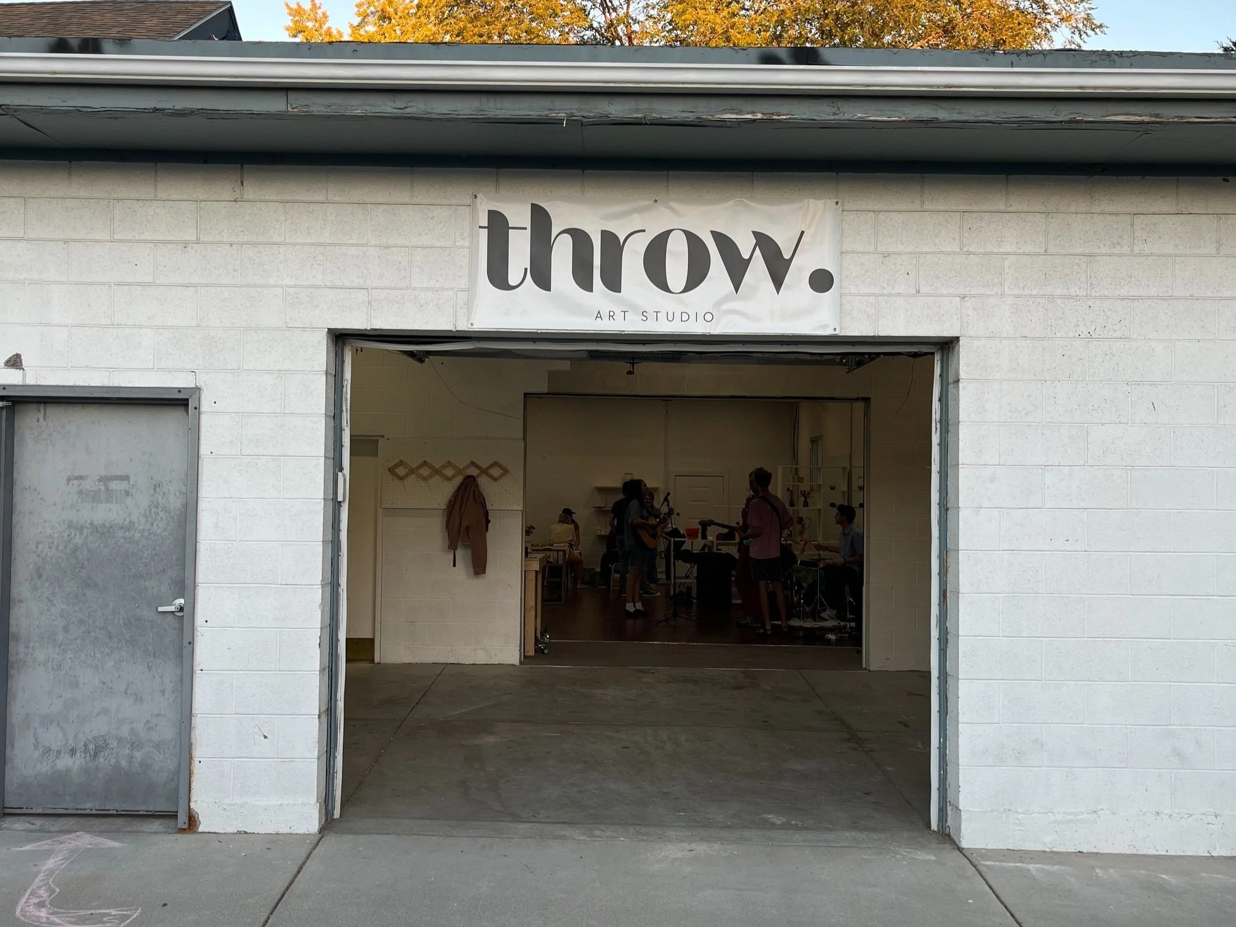 Location | Discover Pottery — Join Our Studio — throw.