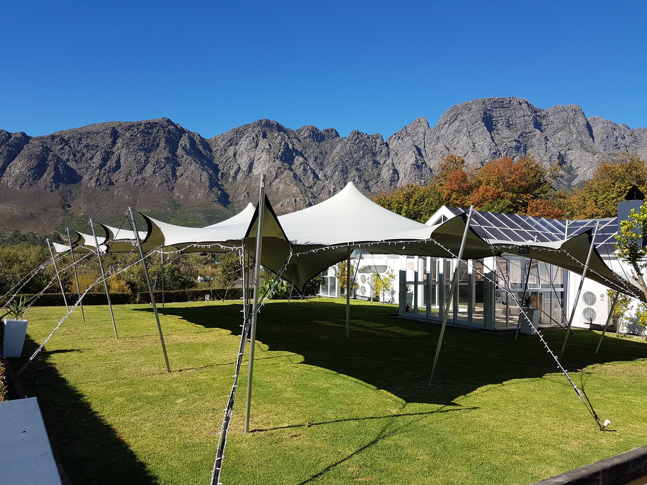 General 2 — Assemble stretch tents