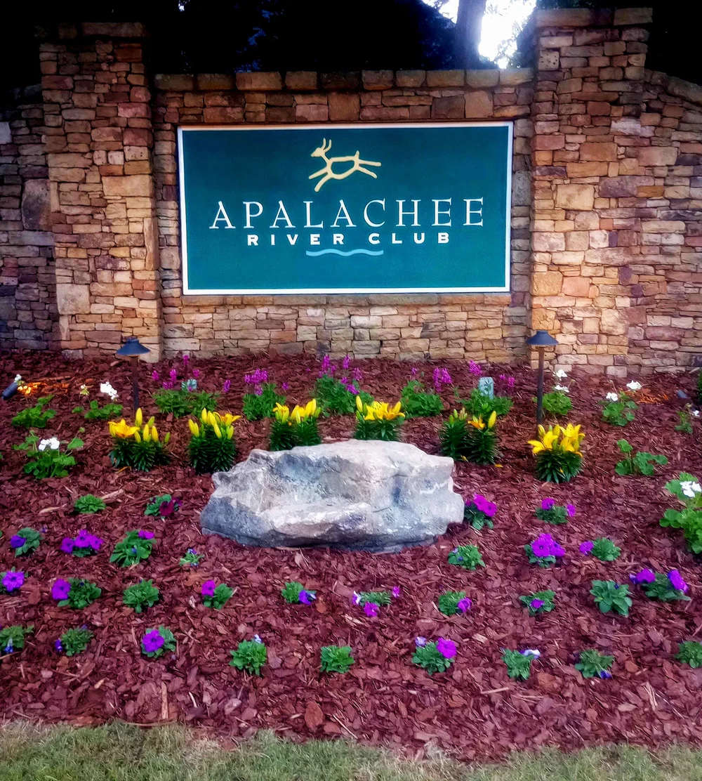 Credentials Lady Landscape — Lady Landscape