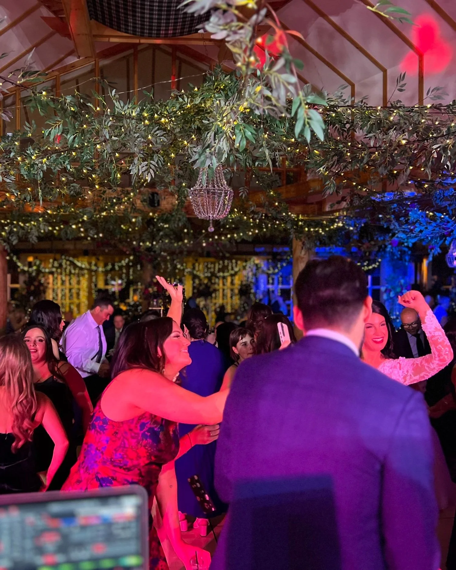 Giant Heart Events | Thunder Bay Wedding and Private Events DJ and ...