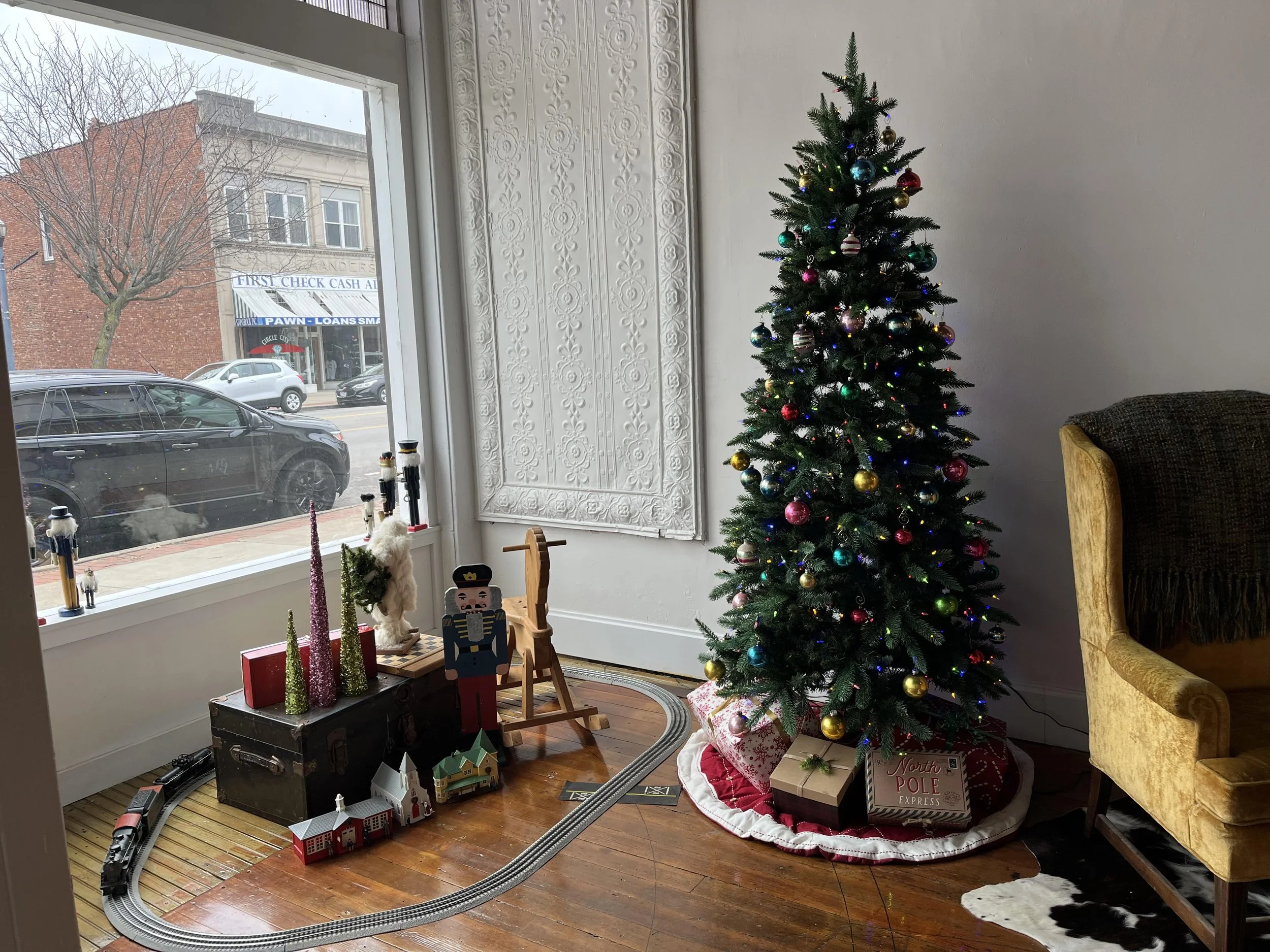 Contact — Zwicker House