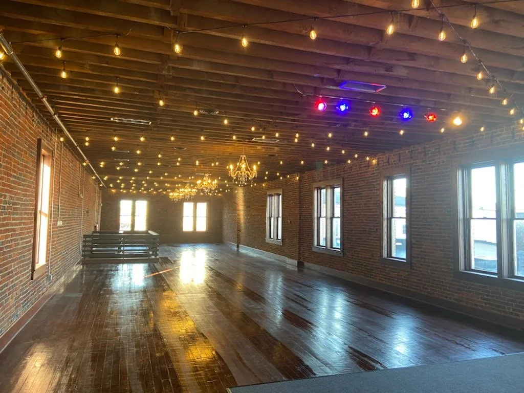 Contact — Zwicker House