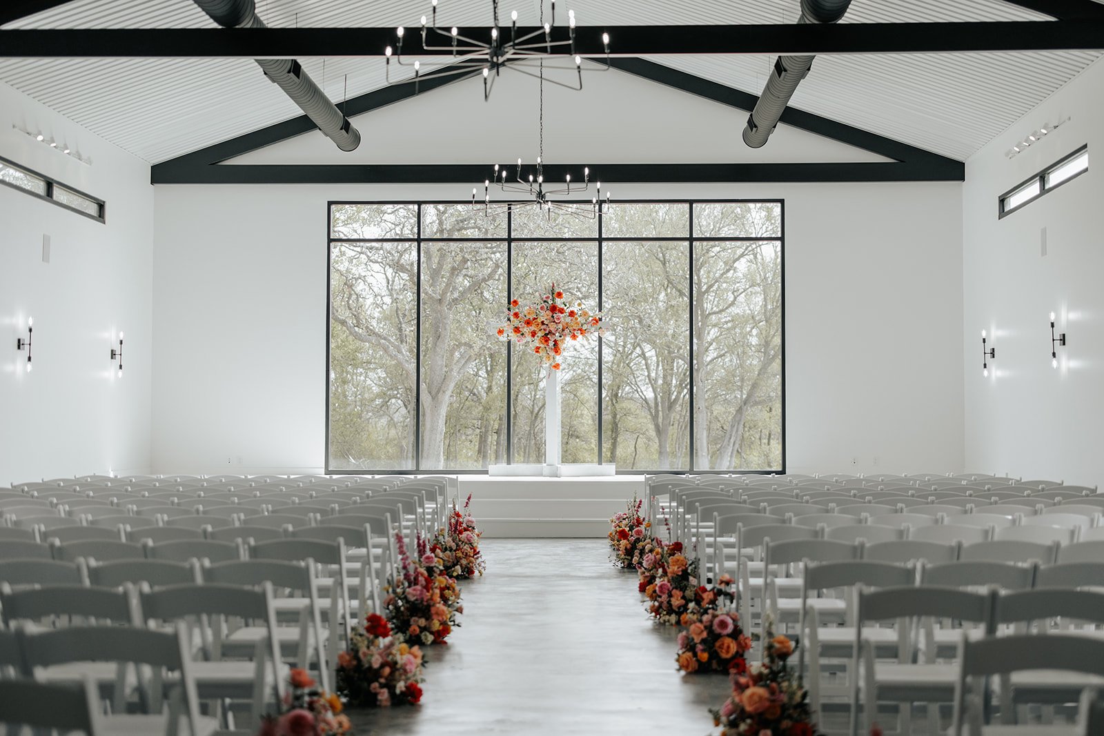Modern Wedding Venues DFW | Near Dallas & Fort Worth | Union House Texas