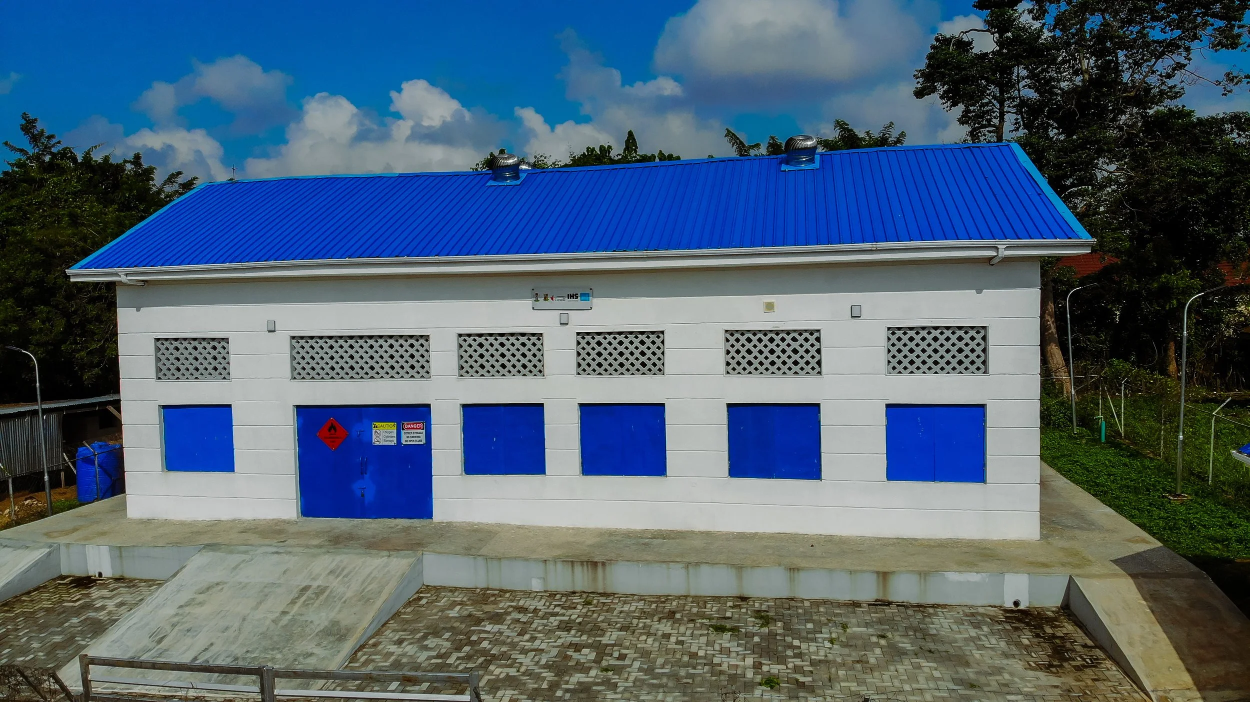 UNICEF Oxygen Plants powered by EM-ONE Solar Microgrids — EM-ONE Energy