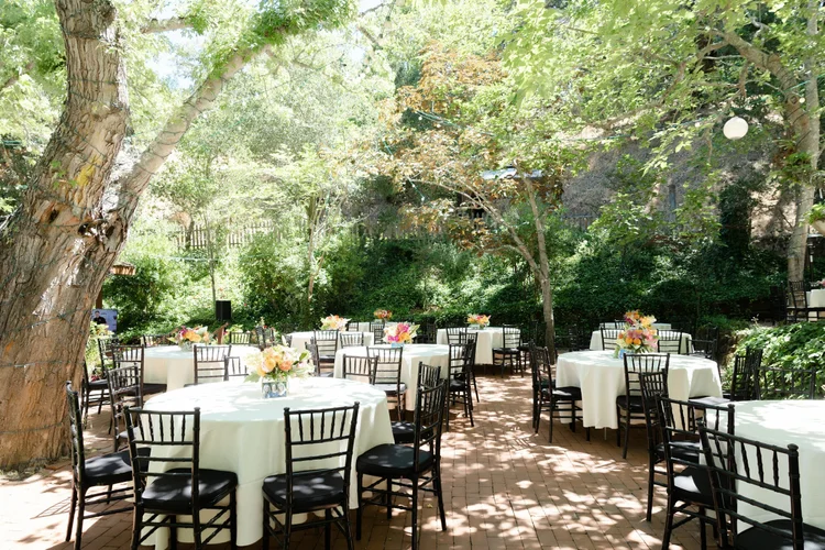 5 Must Do Steps To Plan A Celebration Of Life Or Memorial | Lovely Day ...