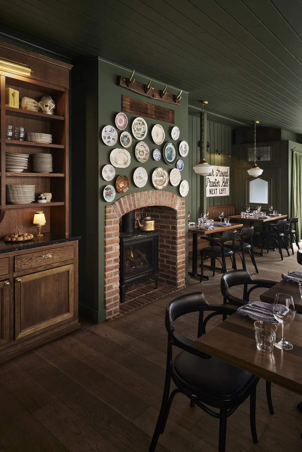 Restaurant Joe Beef — Blanc Marine Intérieurs