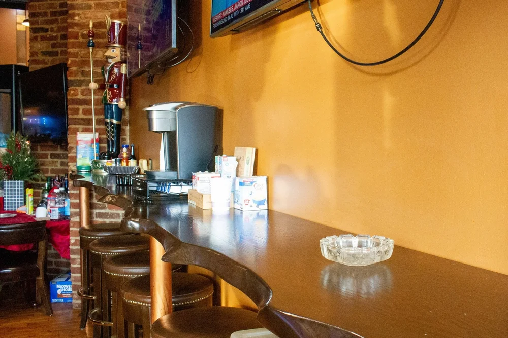 Smoke Cigar Shop & Lounge