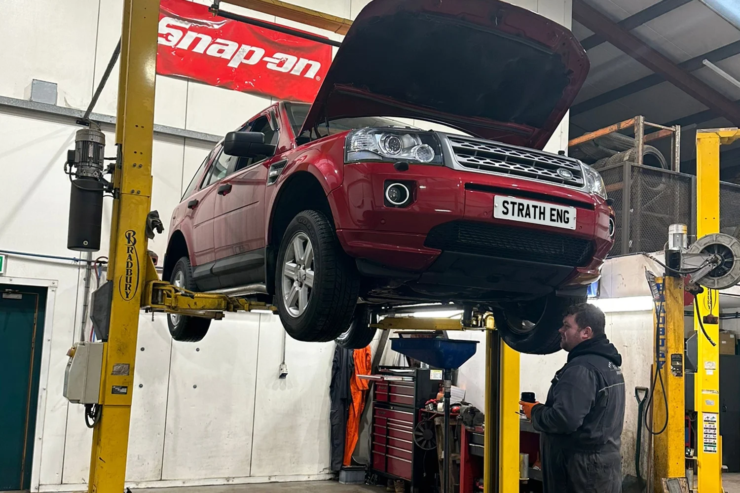 Strathearn Engineering - Land Rover specialist