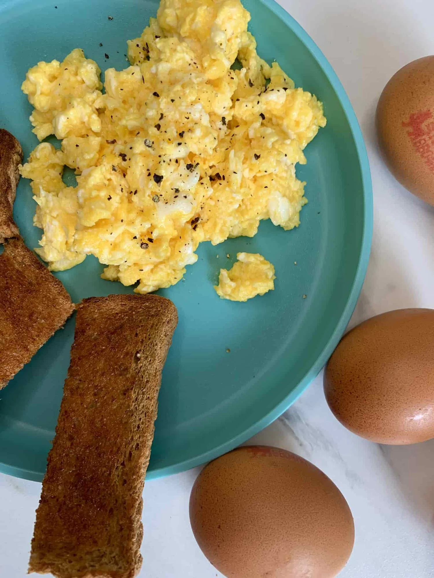 How To: Scrambled Eggs | Baby Led Weaning & Toddler Recipe