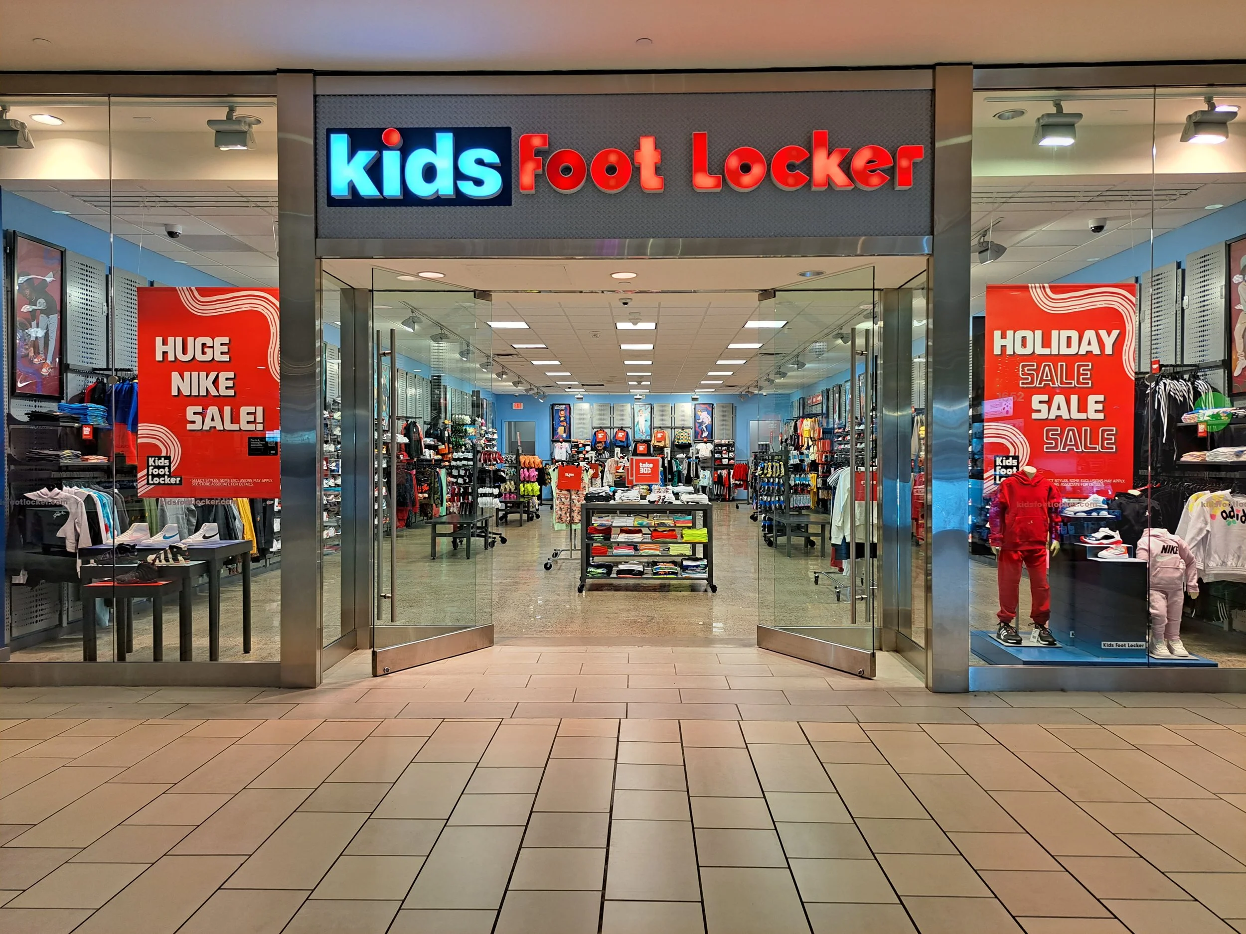 Kids Footlocker LaPalmera Mall