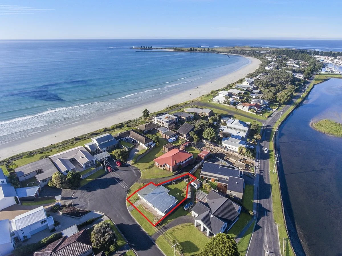 Gallery — Sweet Tide O' Moyne